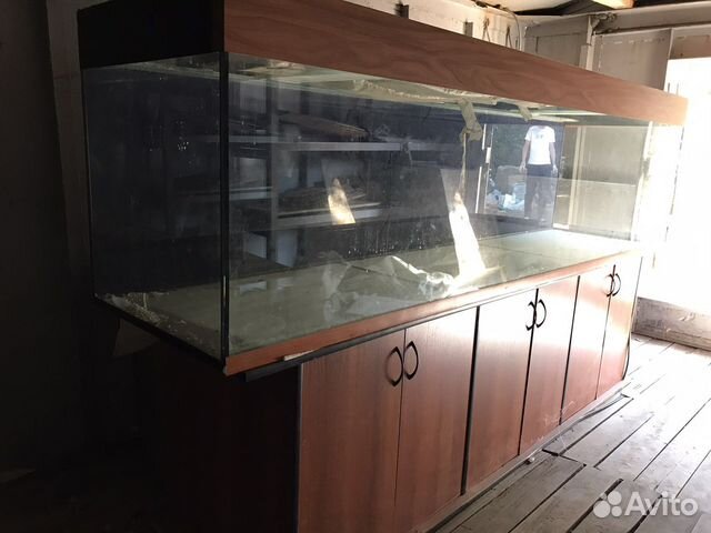 Аквариум с тумбой 900 литров